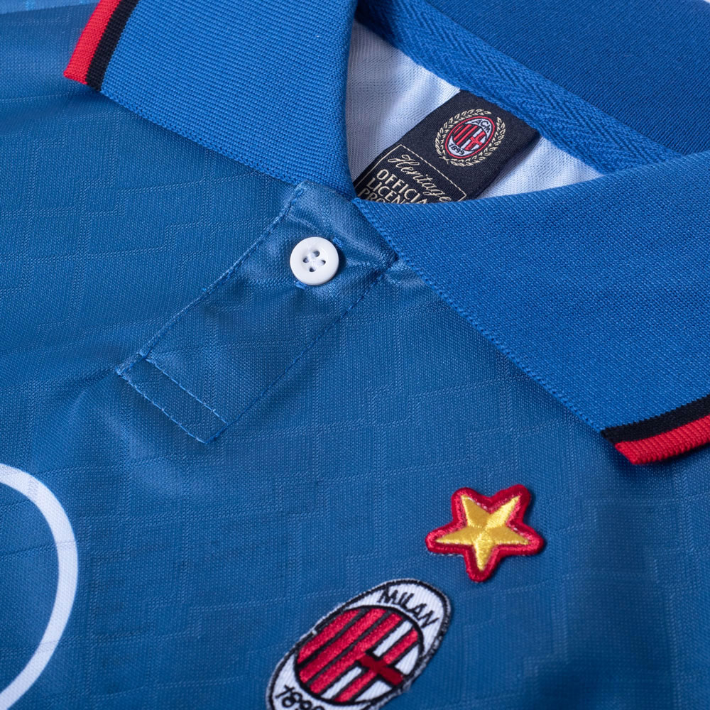 Milan 1995-96 Classic Football Shirt | Vintage Football Club
